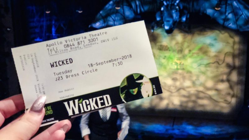 Wicked at the Apollo Victoria Theatre, Review || London | FrannyMac
